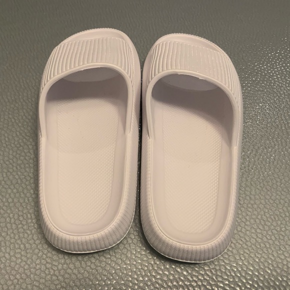 Cloud | Shoes | Cloud Slide Sandals | Poshmark